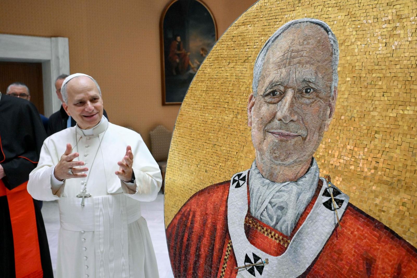 The Mosaic Medallion of Pope Leo XIV Delivered: The Vatican Mosaic ...